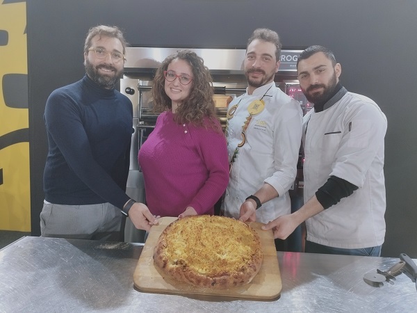 La pizza ad Expocook/7 - Le delizie di Chifari, Costa, Urso e Zagarella ...