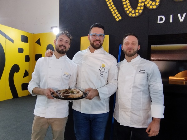 La pizza ad Expocook/7 - Le delizie di Chifari, Costa, Urso e Zagarella ...